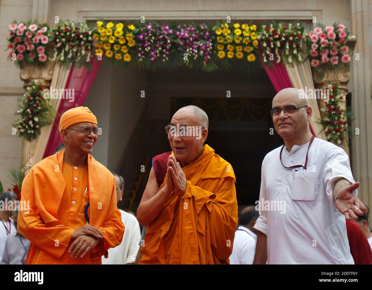 Indian Spiritual Leader High Resolution Stock Photography and Images ...