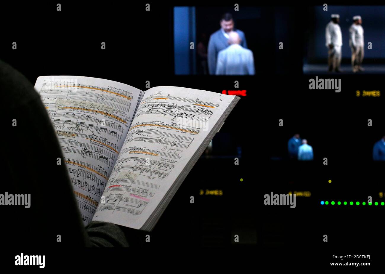 Media suite hi-res stock photography and images - Alamy