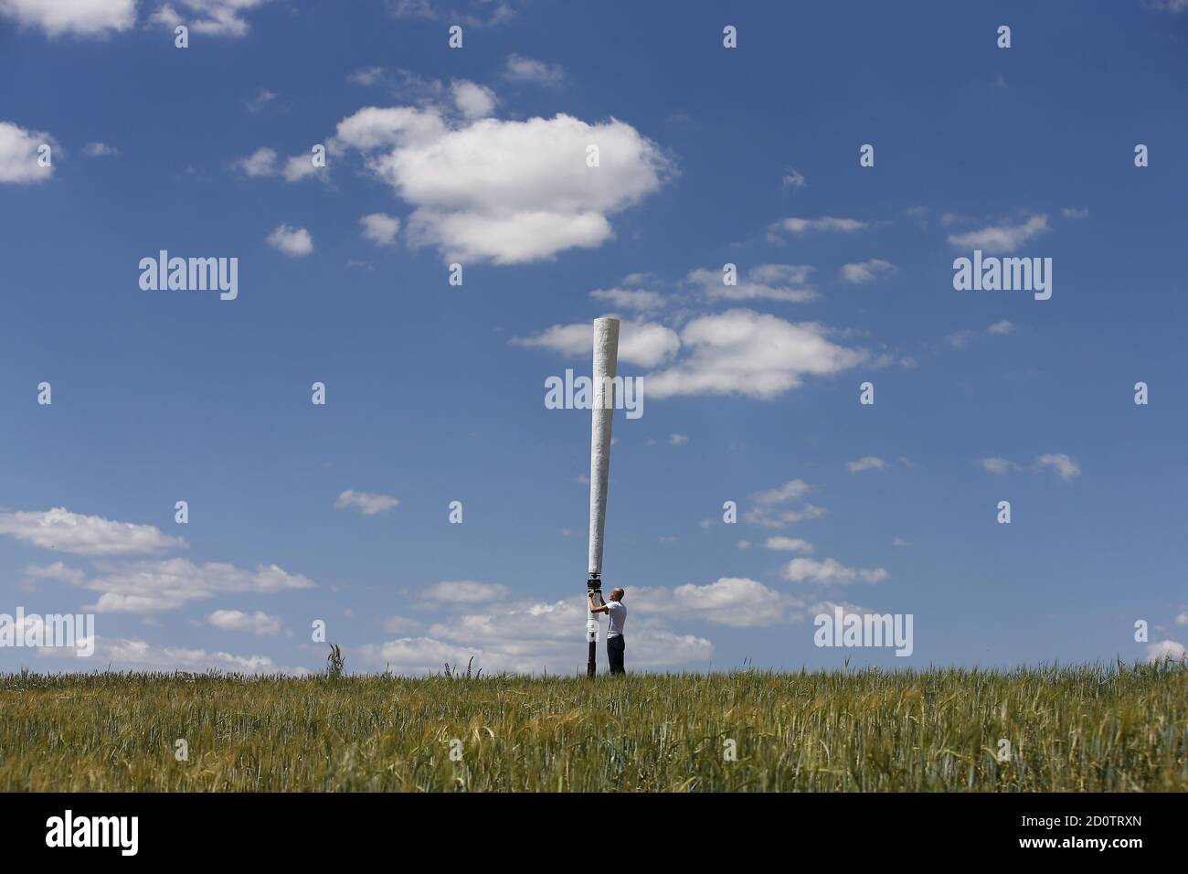 Bladeless wind turbine hi-res stock photography and images - Alamy