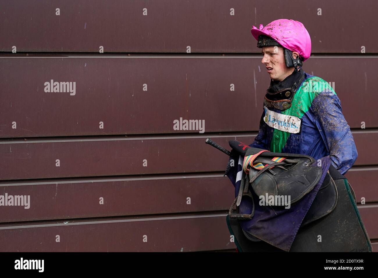 Jockey max kendrick returns hi-res stock photography and images - Alamy