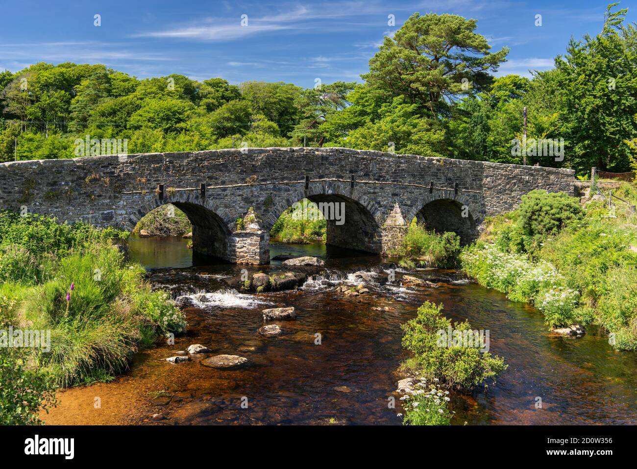 Historic bridge over the East Dart River, Postbridge, Dartmoor National ...
