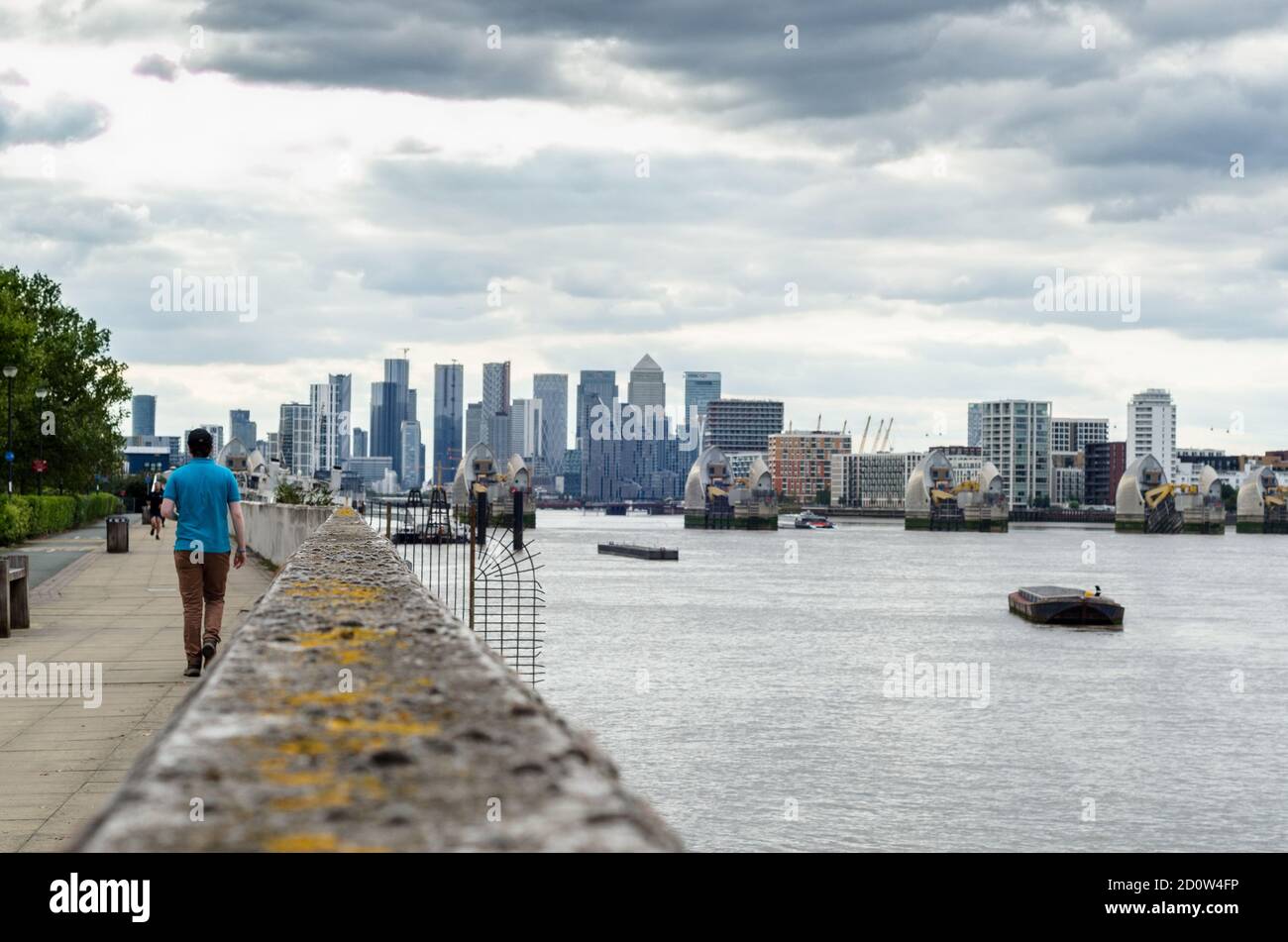 Thames Path and Thames Barrier, River Thames, London Stock Photo - Alamy
