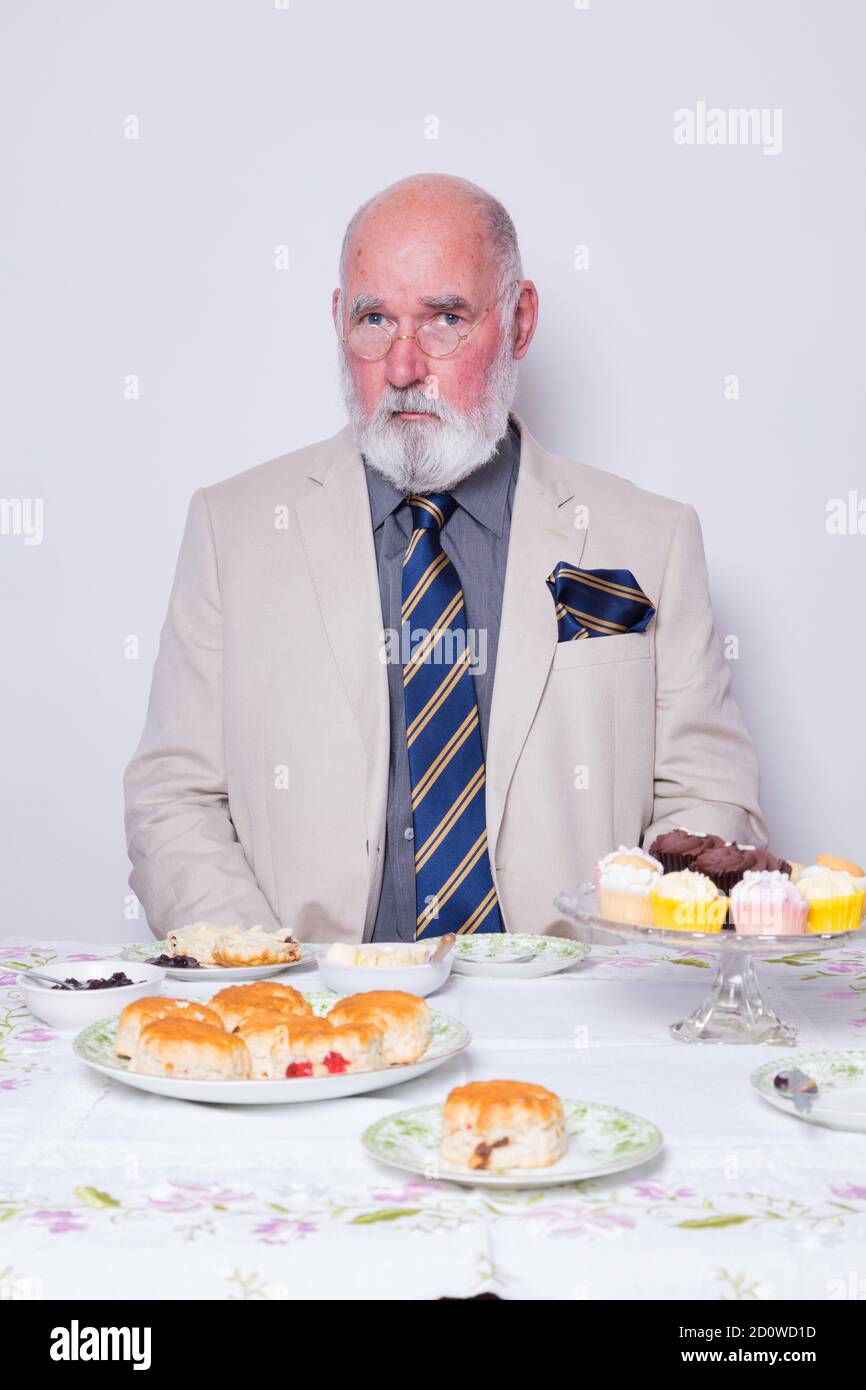 Man Tea Suit High Resolution Stock Photography and Images - Alamy