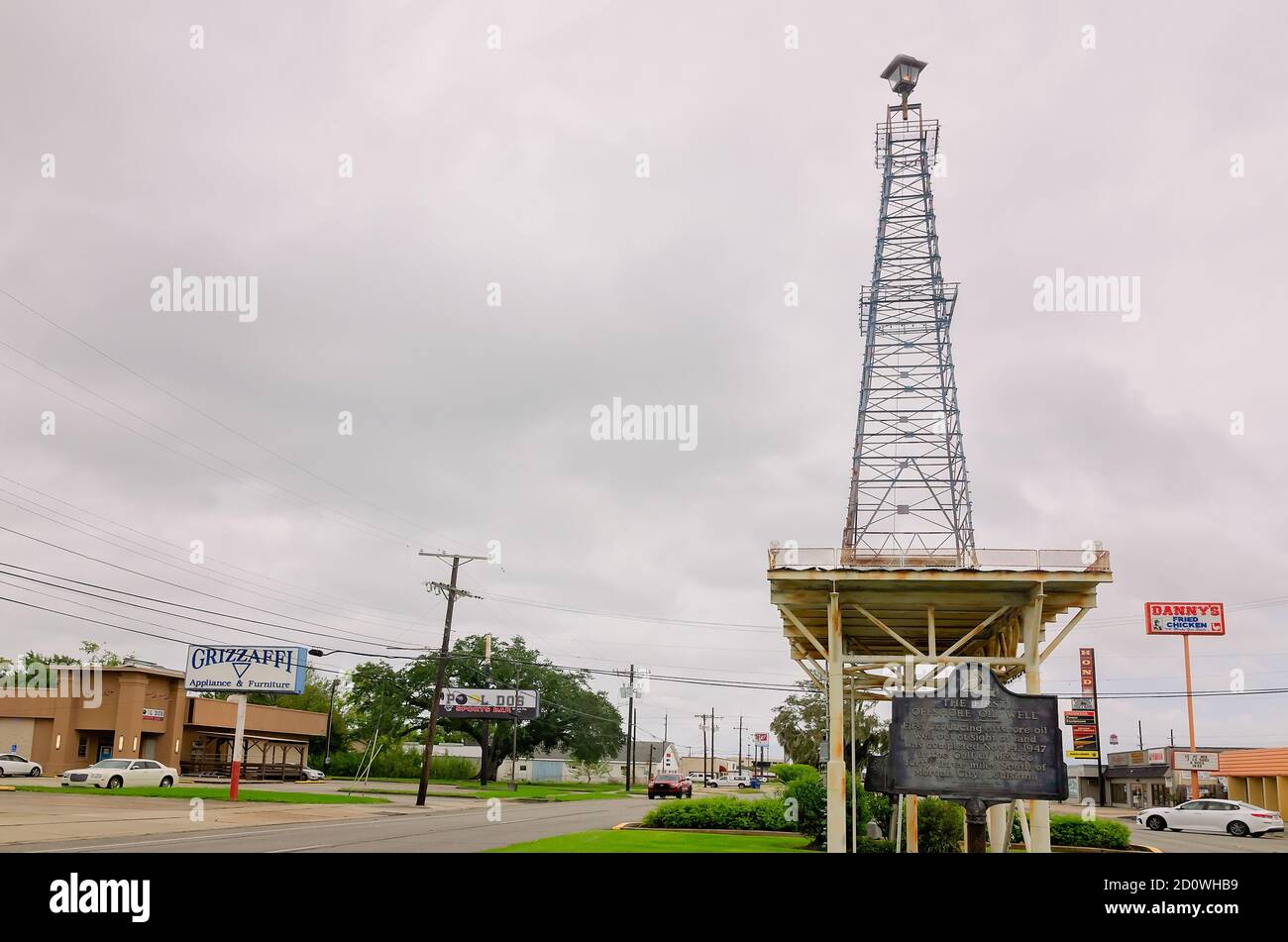 Offshore oil rig hi-res stock photography and images - Alamy