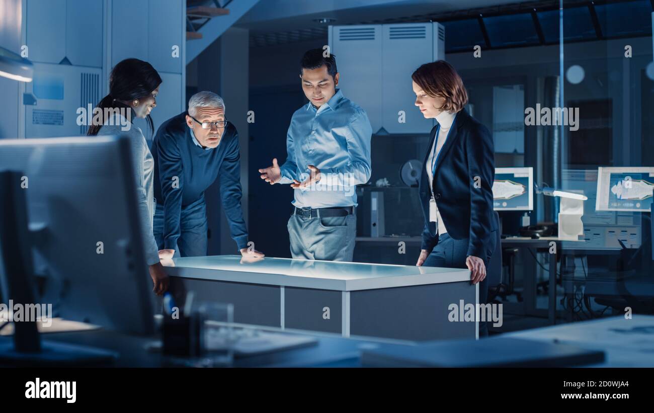 Video game designer team hi-res stock photography and images - Alamy