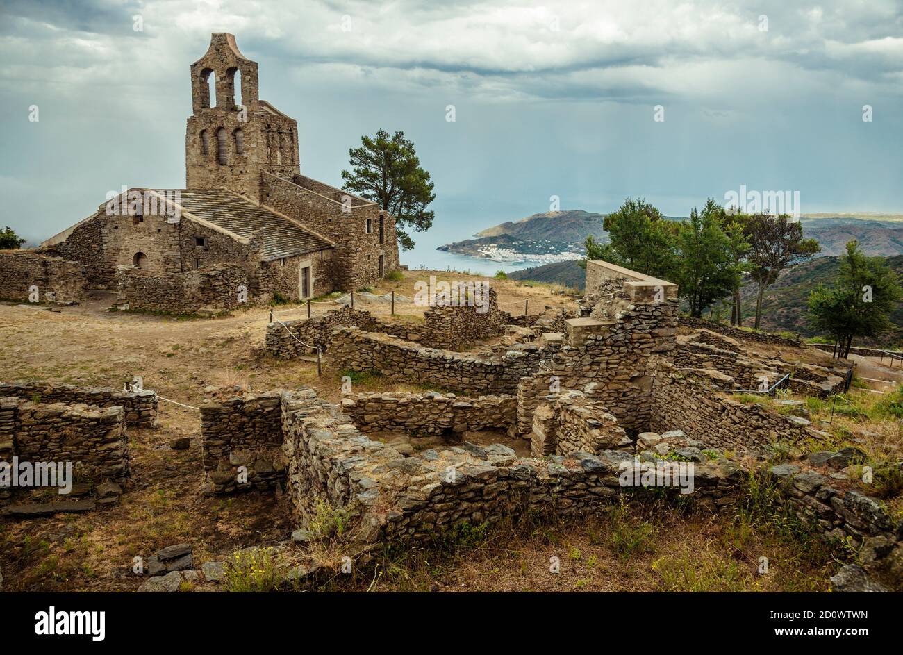 Santa Creu de Rodes town and church, Spain Stock Photo - Alamy