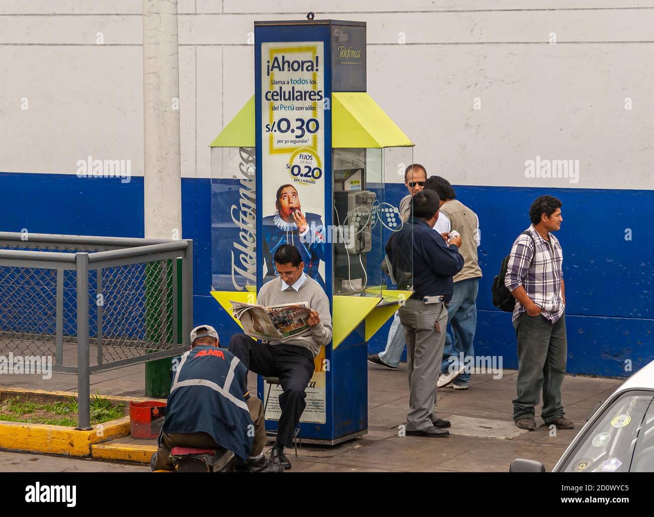 Telefonica booth hi-res stock photography and images - Alamy