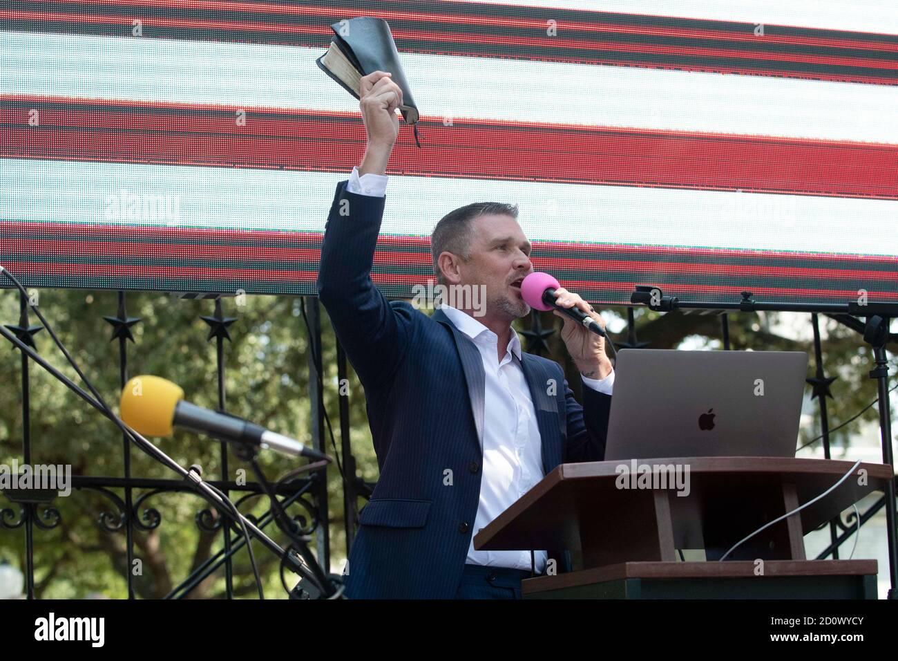 Pastor greg locke hi-res stock photography and images - Alamy