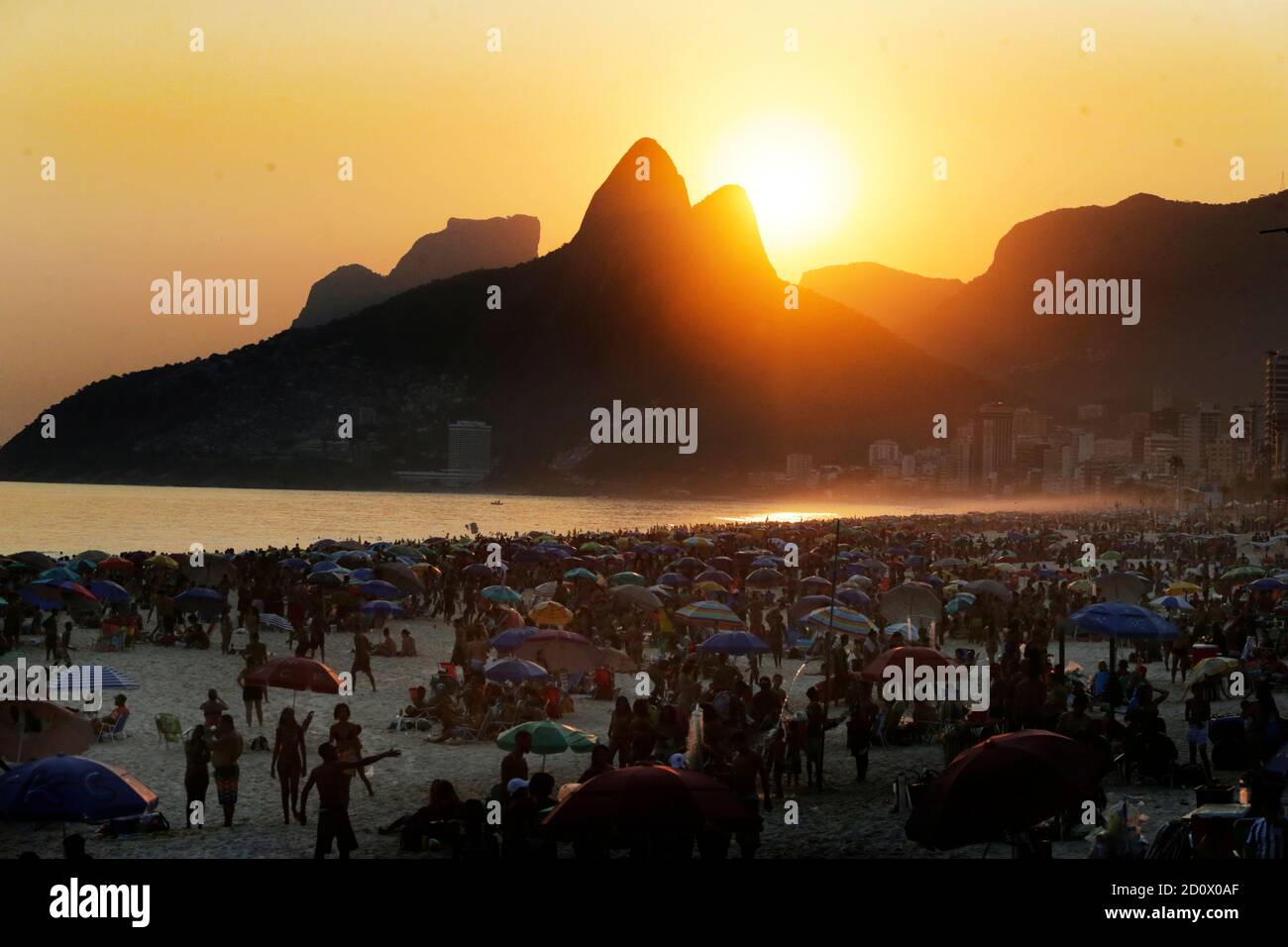 Rio de Janeiro, Brazil, October 02 2020 heat wave Sunbathers enjoys the ...