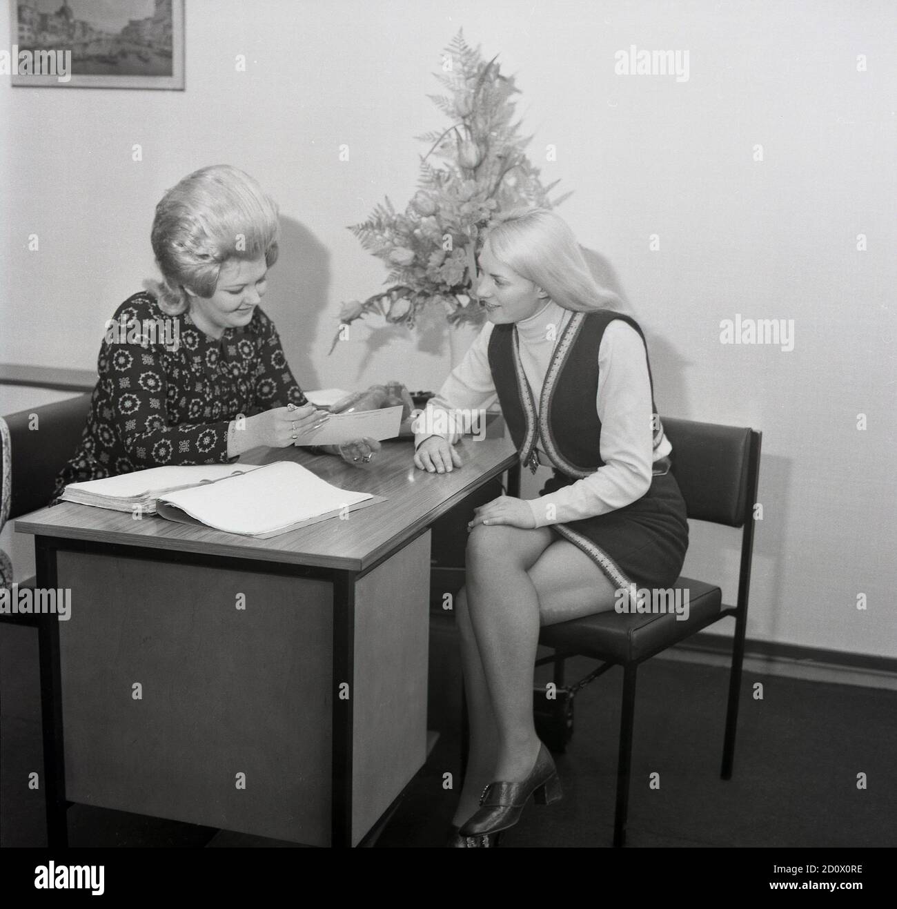 1970s historical inside open hi-res stock photography and images - Alamy