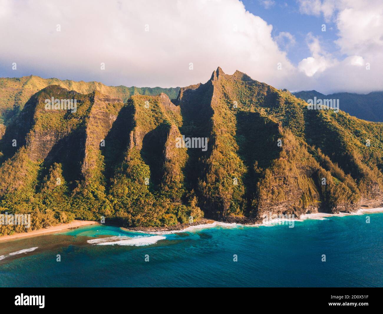 Aerial view of the Na Pali coast cliffs in Hawaii Stock Photo - Alamy