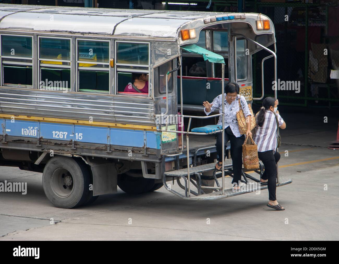 Cautions hi-res stock photography and images - Alamy