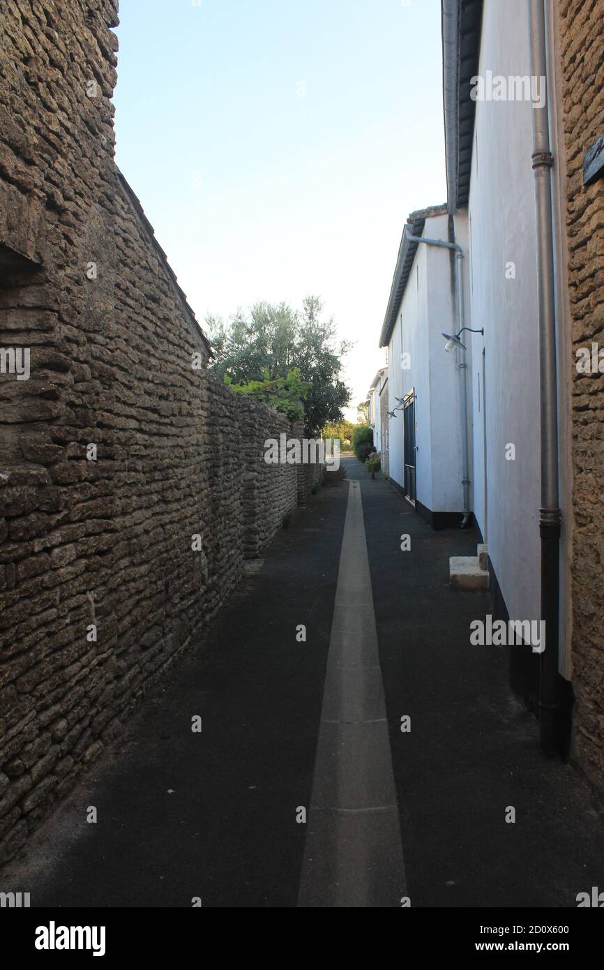 Etroite hi-res stock photography and images - Alamy