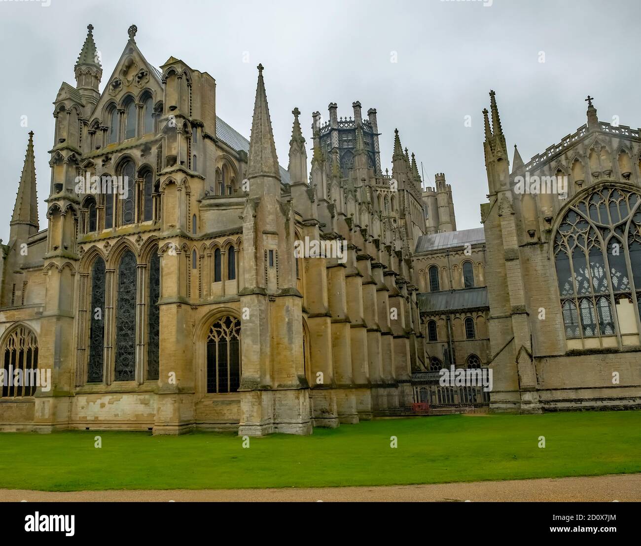 The exterior of Ely Cathedral on a dull and drizzly day Stock Photo - Alamy