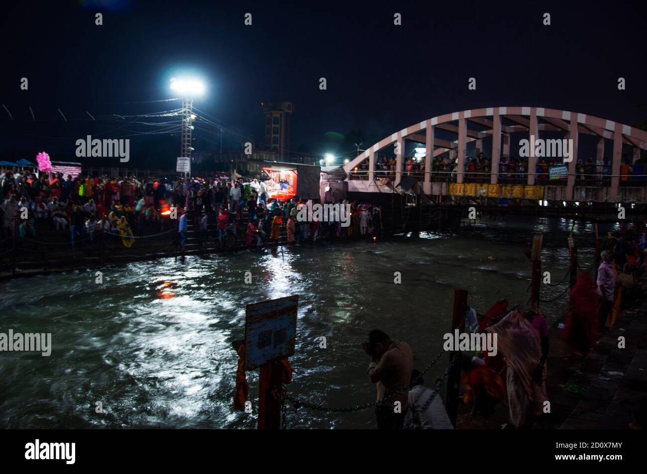 view of har ki pauri ghat haridwar at night Stock Photo - Alamy