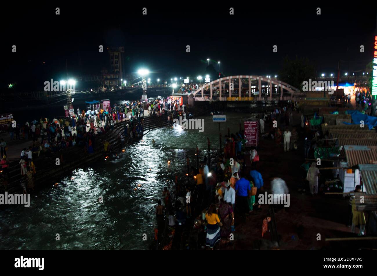 view of har ki pauri ghat haridwar at night Stock Photo - Alamy