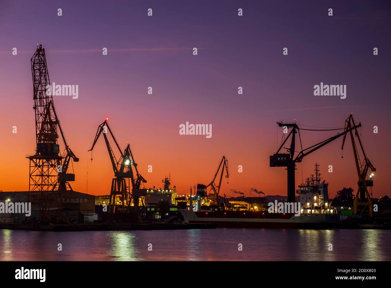 Astillero cantabria hi-res stock photography and images - Alamy