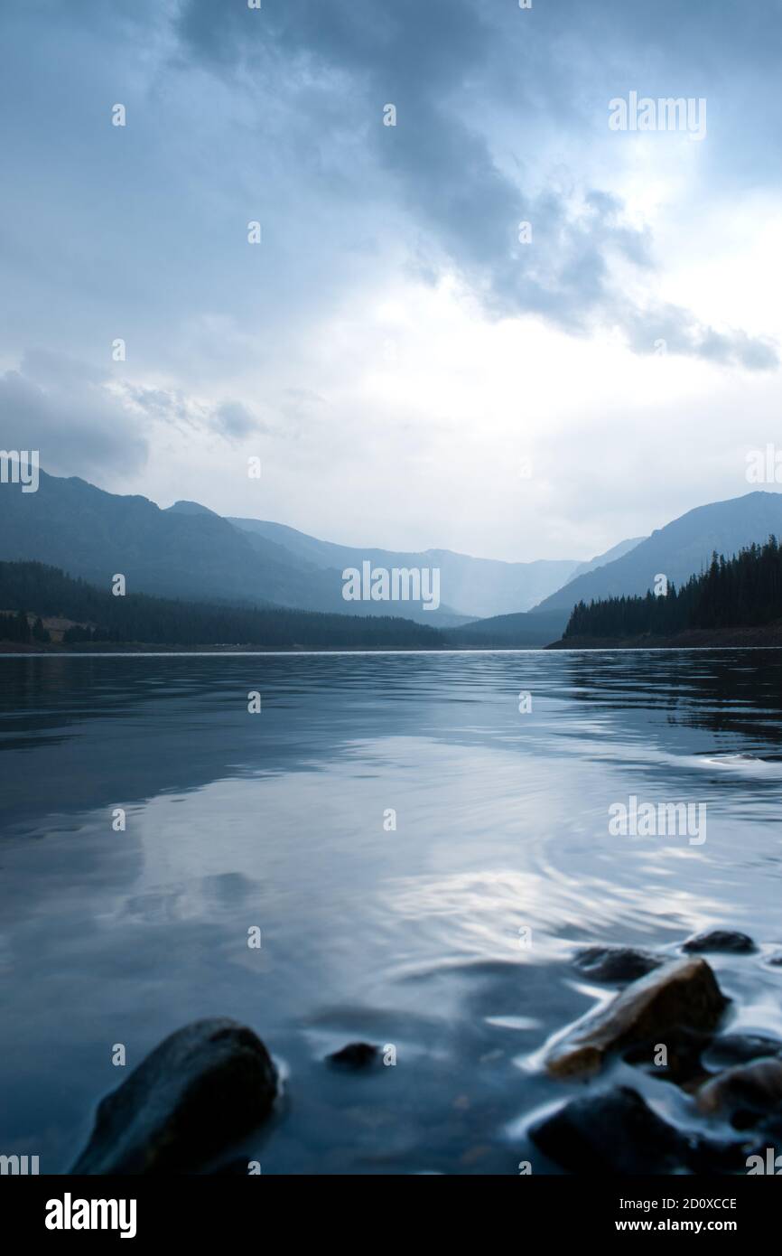 Hyalite lake hi-res stock photography and images - Alamy