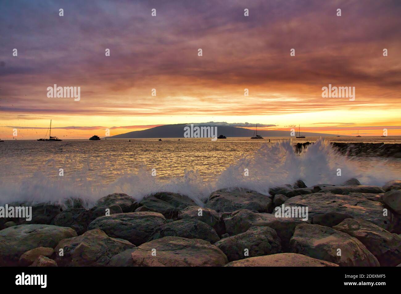 Lahaina pier hi-res stock photography and images - Alamy