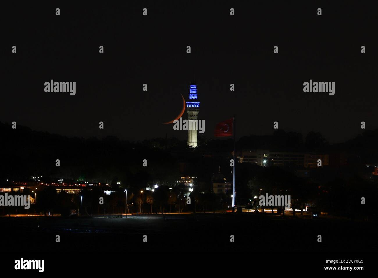 Moonset over Beyazit Tower, Istanbul City, Turkey Stock Photo - Alamy
