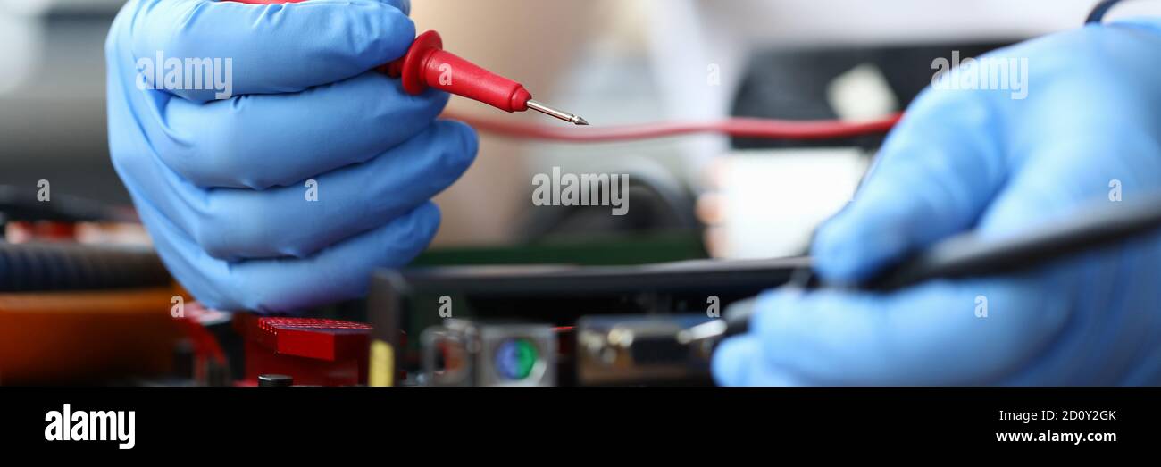 Device for fixing hardware Stock Photo - Alamy