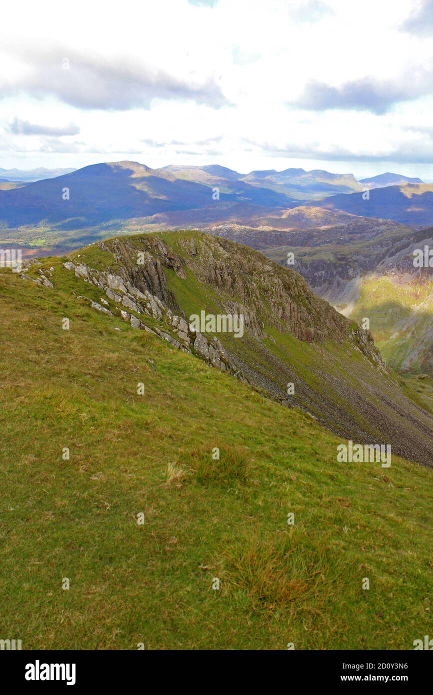 Views of Moel Hebog and Nantlle Ridge from Moelwyn Mawr Stock Photo - Alamy