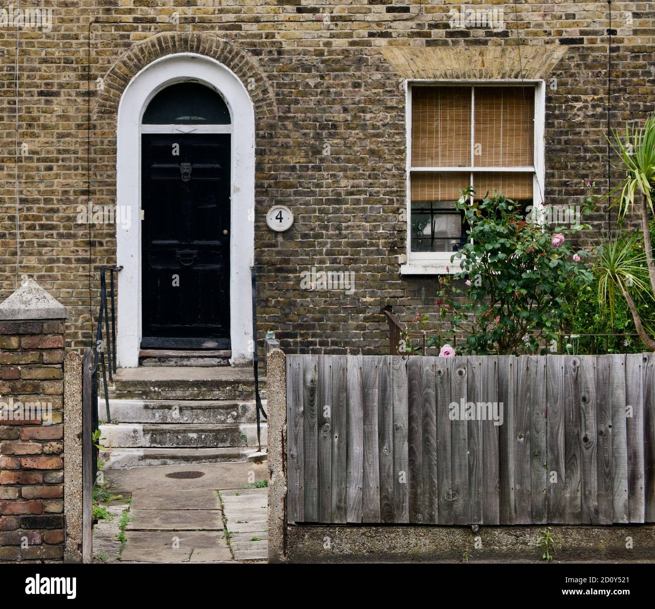 Gentrification period architecture hi-res stock photography and images ...