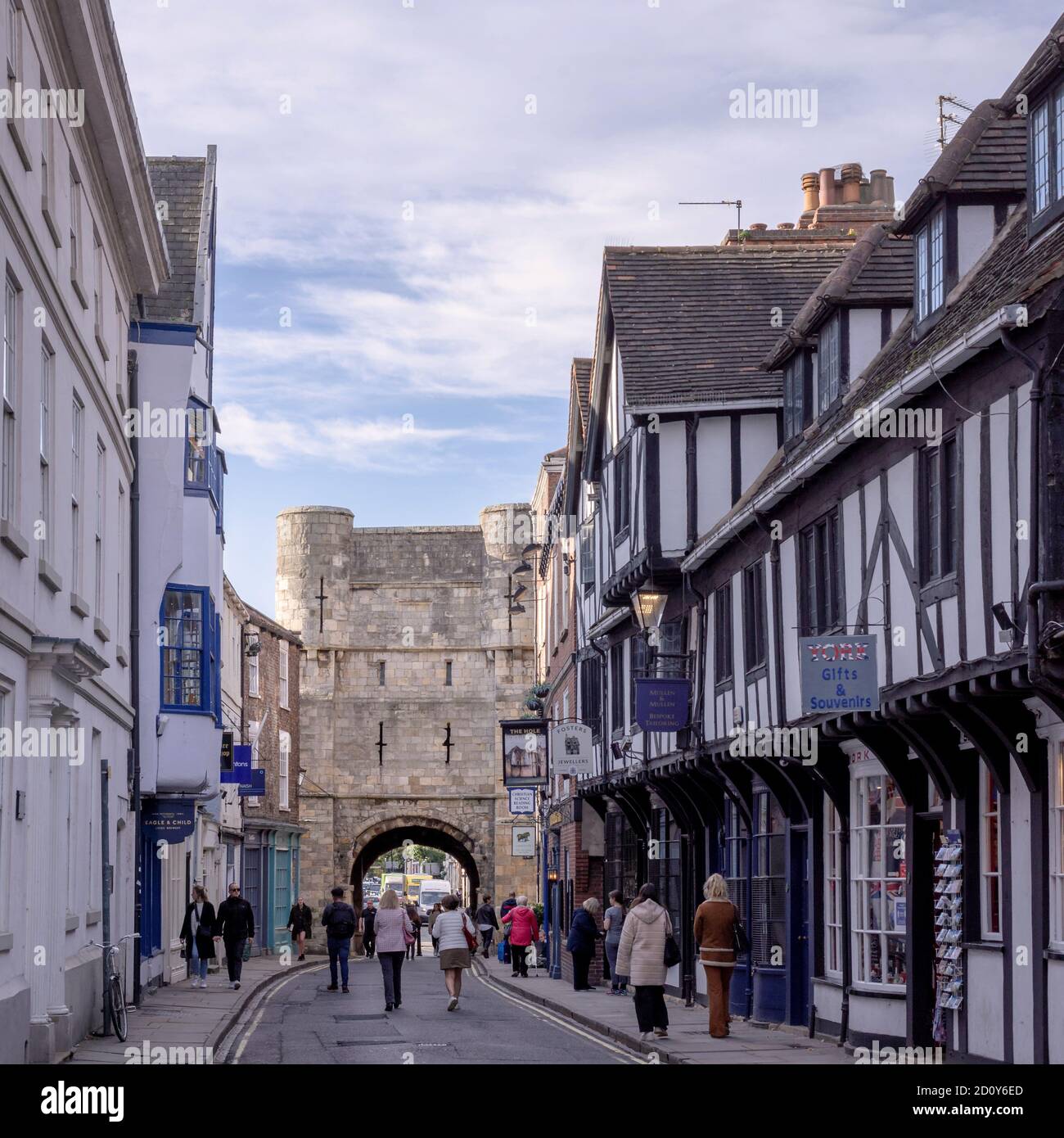 Bootham bar gate gateway hi-res stock photography and images - Alamy