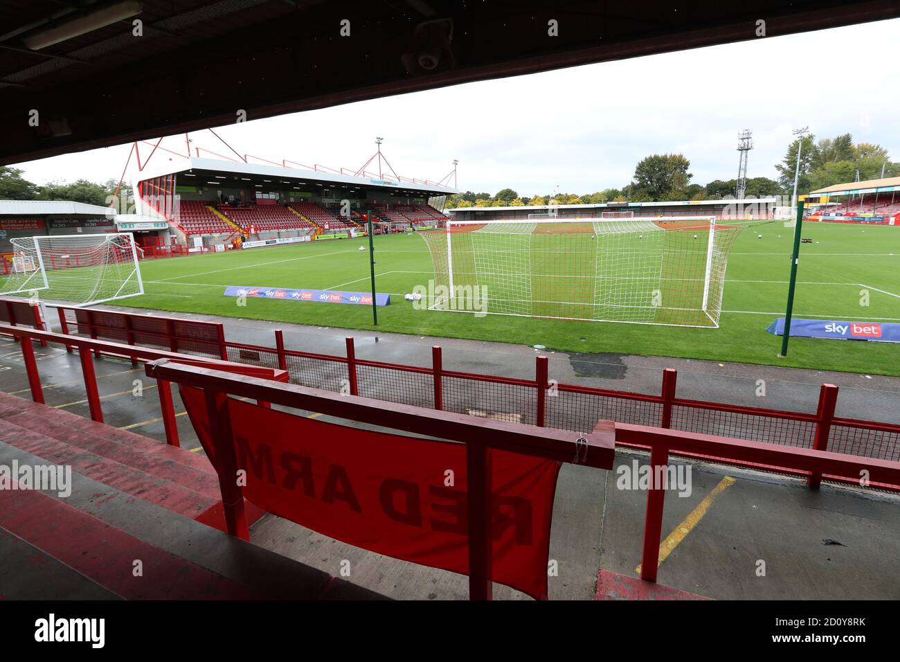 Crawley stadium hi-res stock photography and images - Alamy