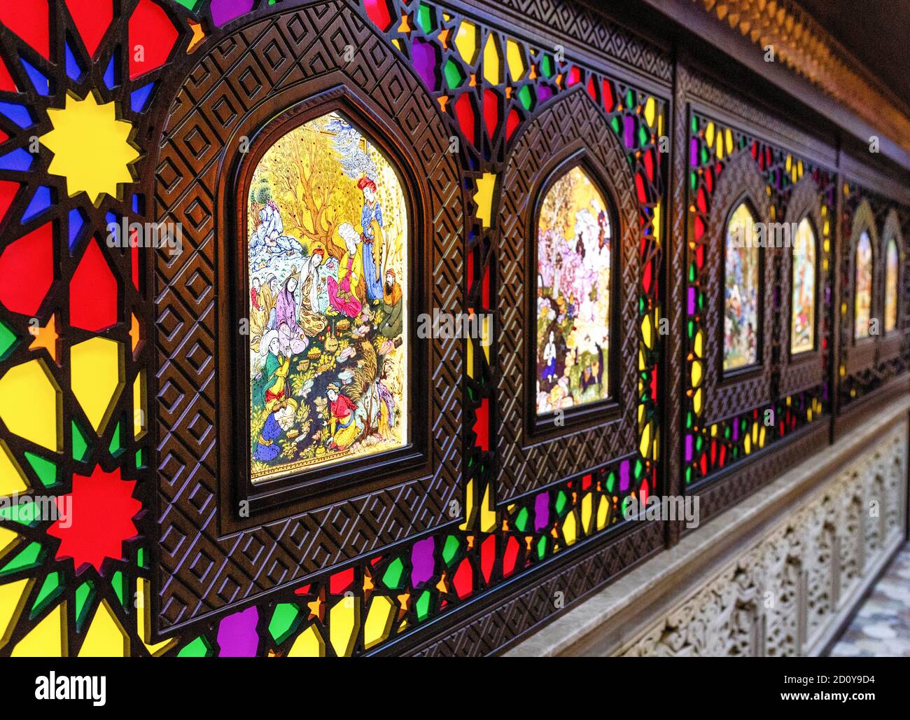 Old Azerbaijani style pattern, painting on the wall Stock Photo - Alamy