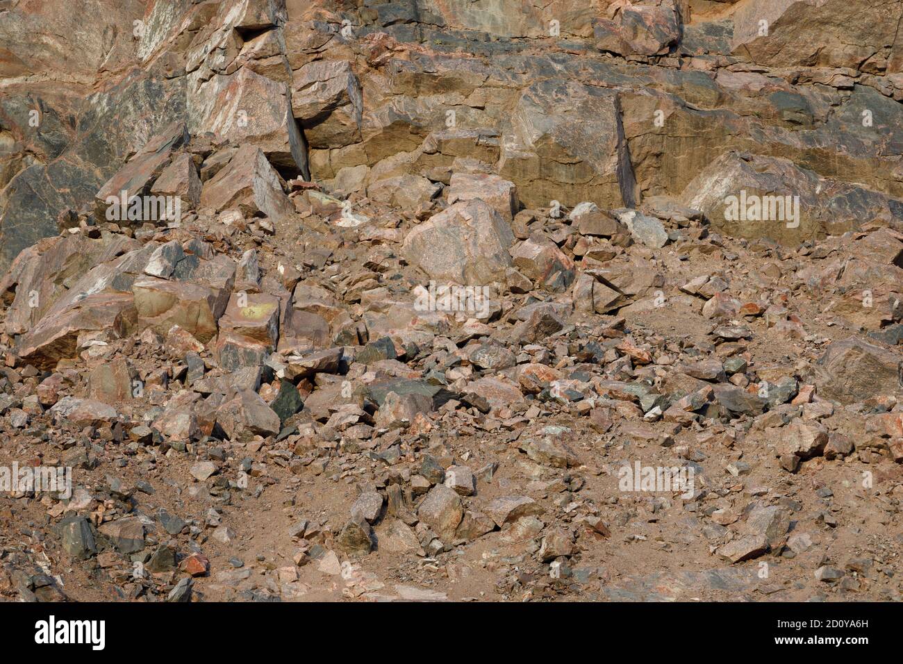 Stratified geologic formations hi-res stock photography and images - Alamy