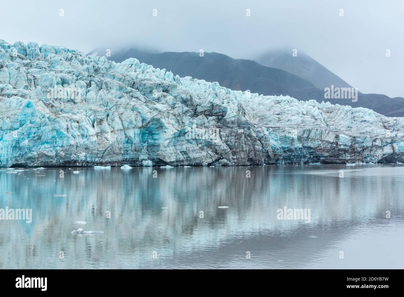 Glacier in Isfjorden, Svalbard Islands, Artic Ocean, Norway, Europe ...