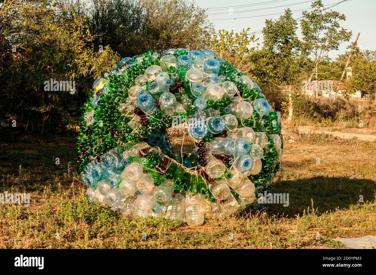 Plastic sphere hi-res stock photography and images - Alamy