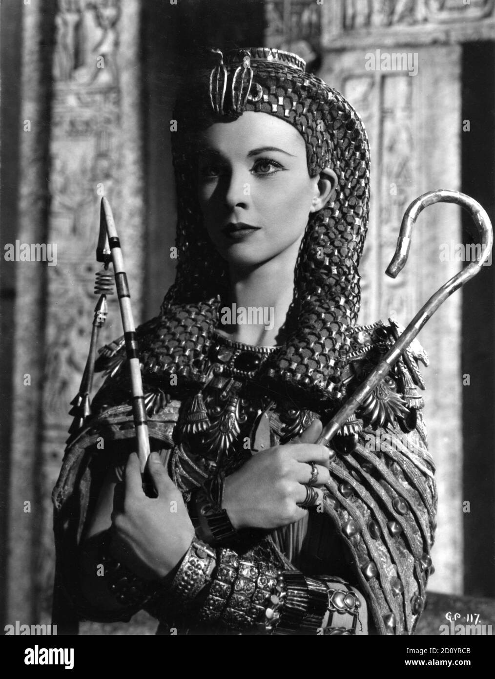 VIVIEN LEIGH Portrait in CAESAR AND CLEOPATRA 1945 director GABRIEL ...