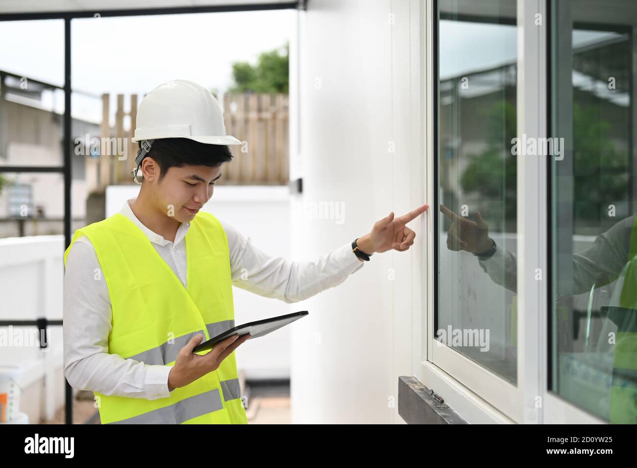 Industrial and building thermography hi-res stock photography and ...