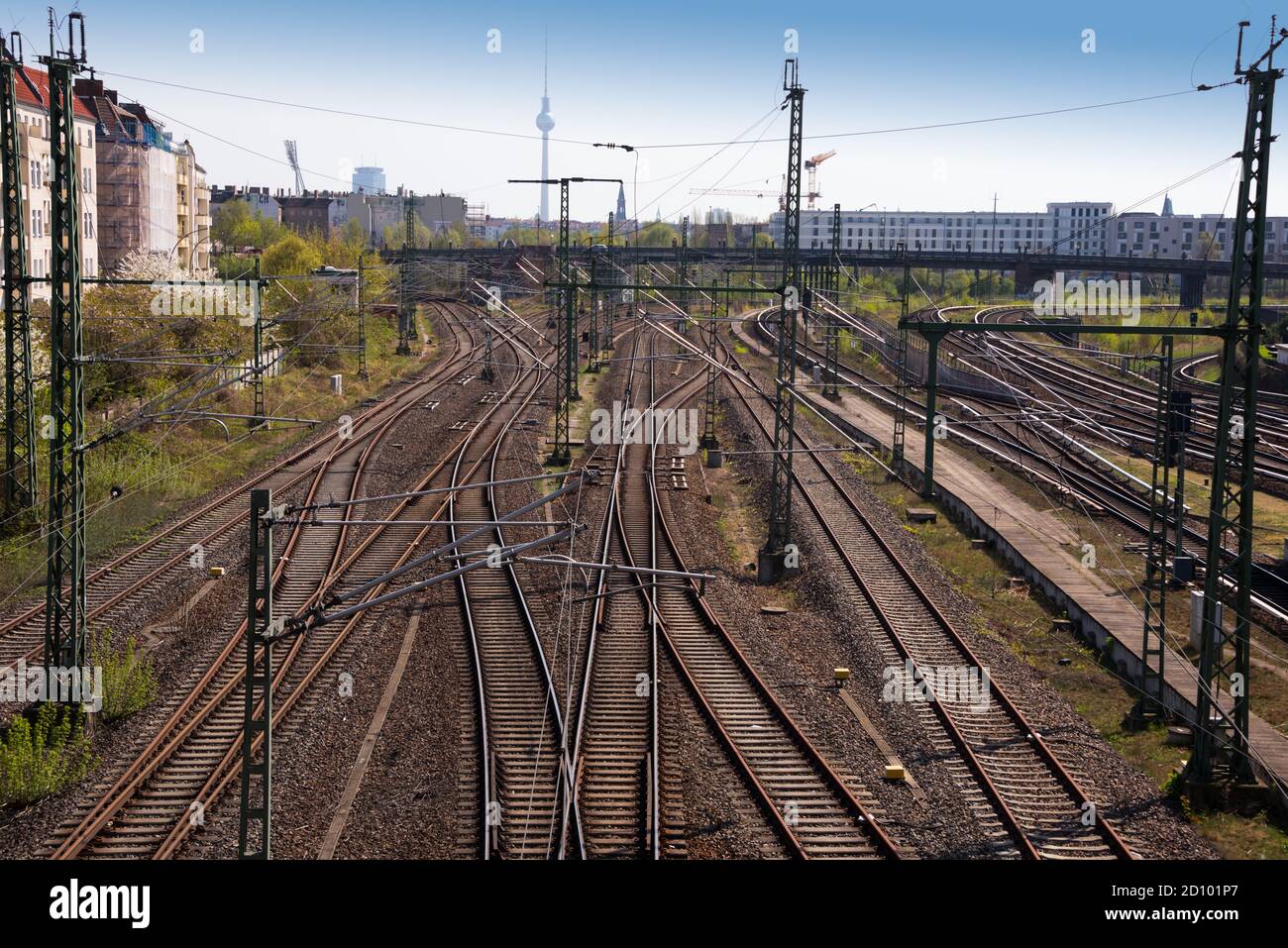 Multiple rail lines hi-res stock photography and images - Alamy