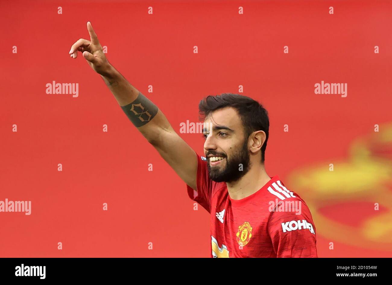 Manchester United's Bruno Fernandes celebrates scoring his side's first ...