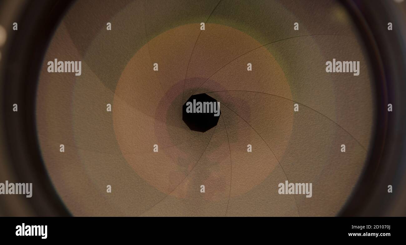 Focal plane shutter hi-res stock photography and images - Alamy