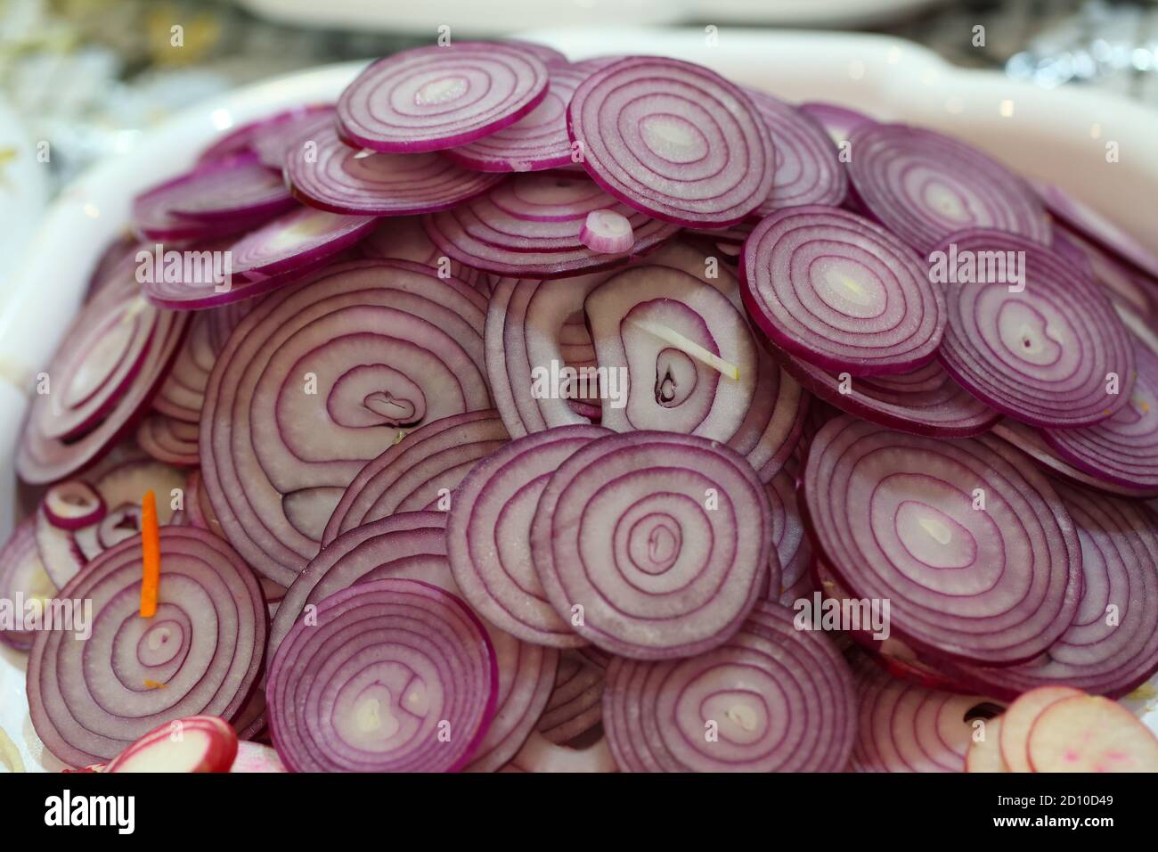 Onion half sprouting sliced hi-res stock photography and images - Alamy