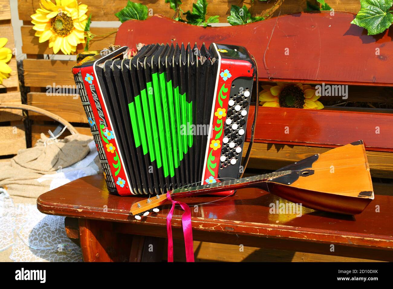 Russian folk instruments: accordion and balalaika Stock Photo - Alamy
