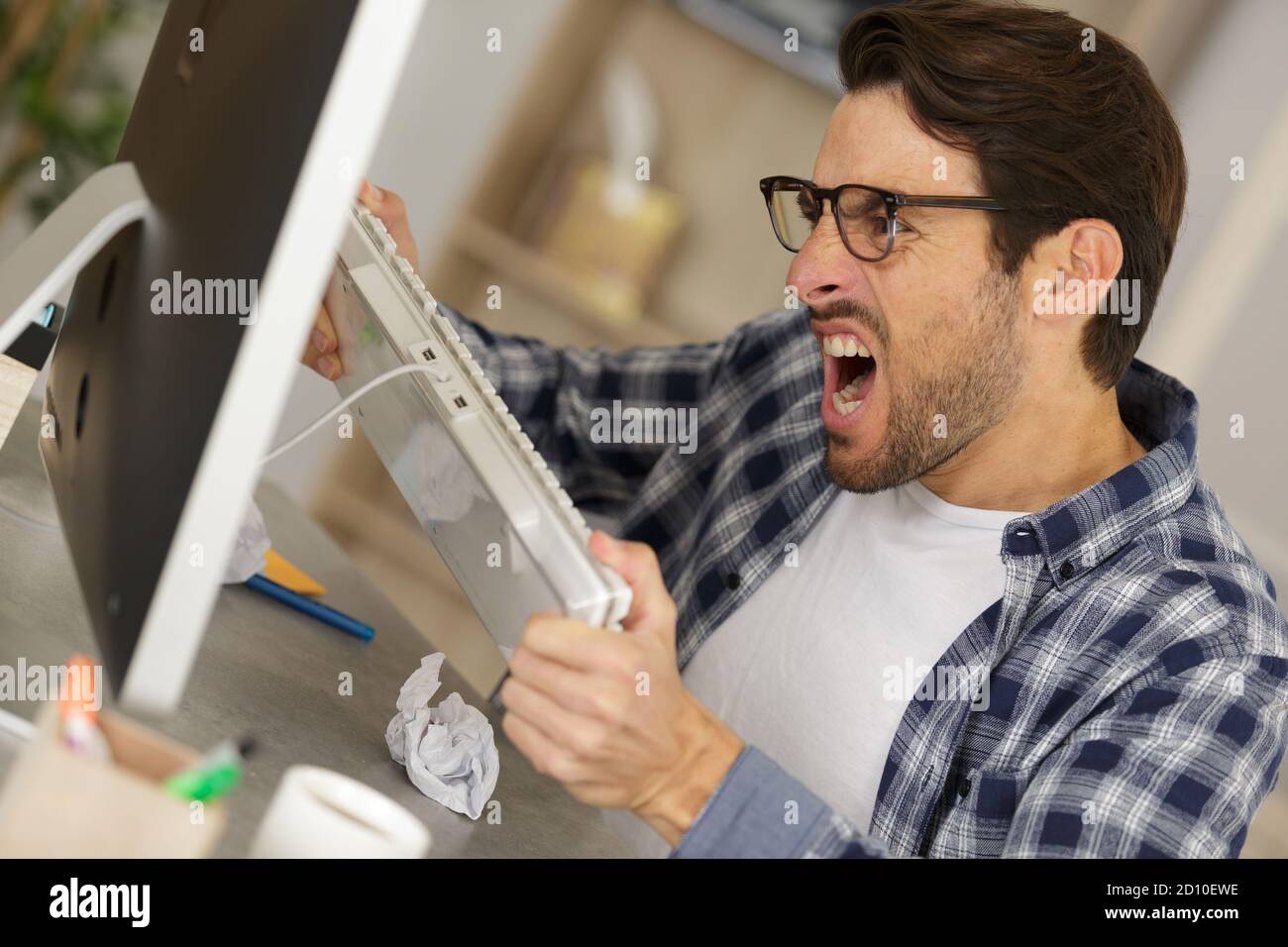 Business man panicking hi-res stock photography and images - Alamy