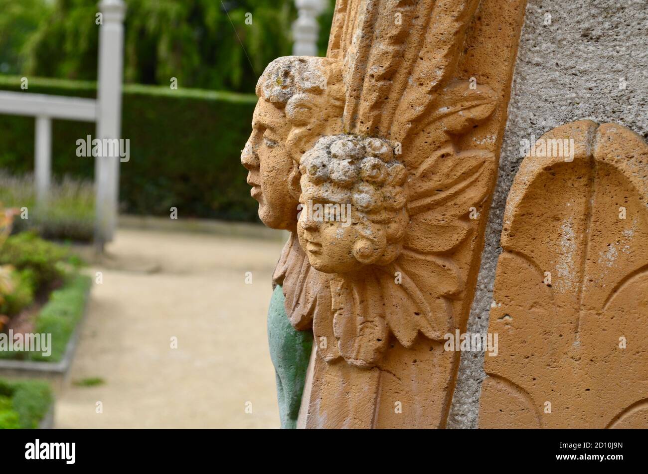 Faces sandstone hi-res stock photography and images - Alamy