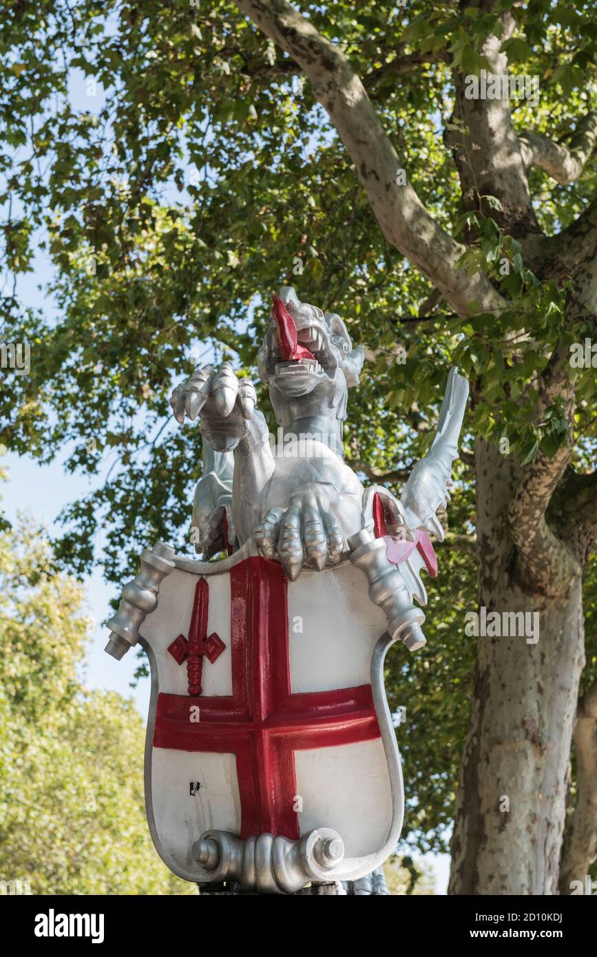 Dragon - the symbol of the City of London Stock Photo - Alamy