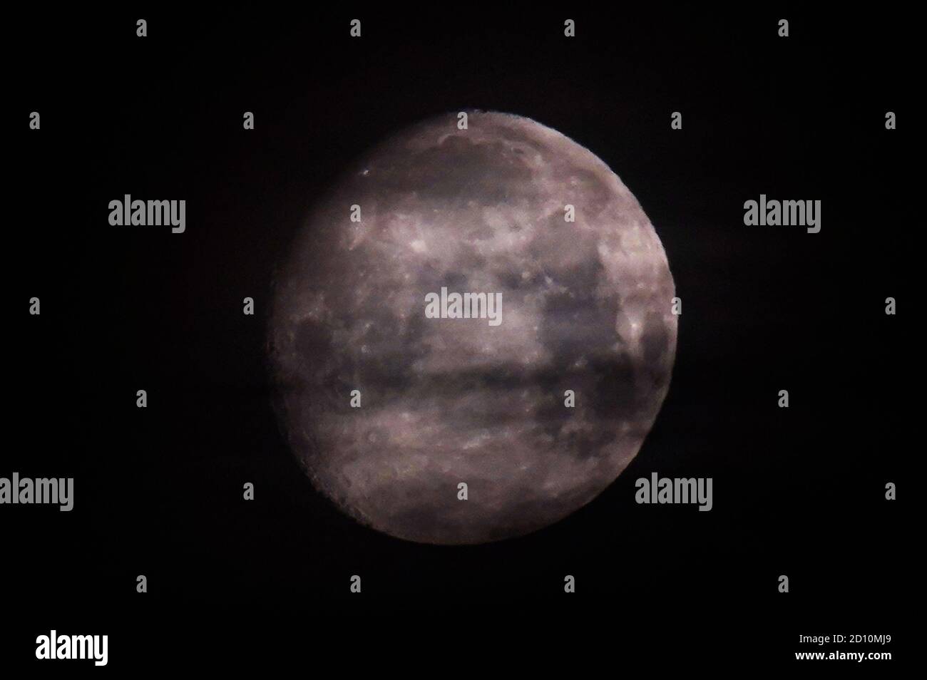 Illuminated full moon in the lunar phase of the moon Stock Photo - Alamy