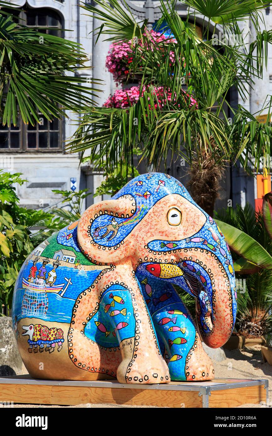Beautifully hand painted Asian baby elephant statue, part of the ...