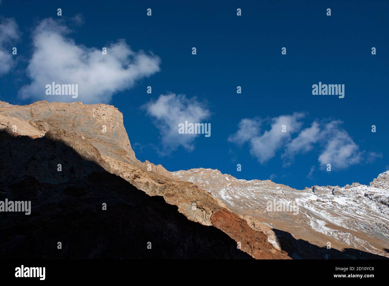 High cold glaciers hi-res stock photography and images - Alamy