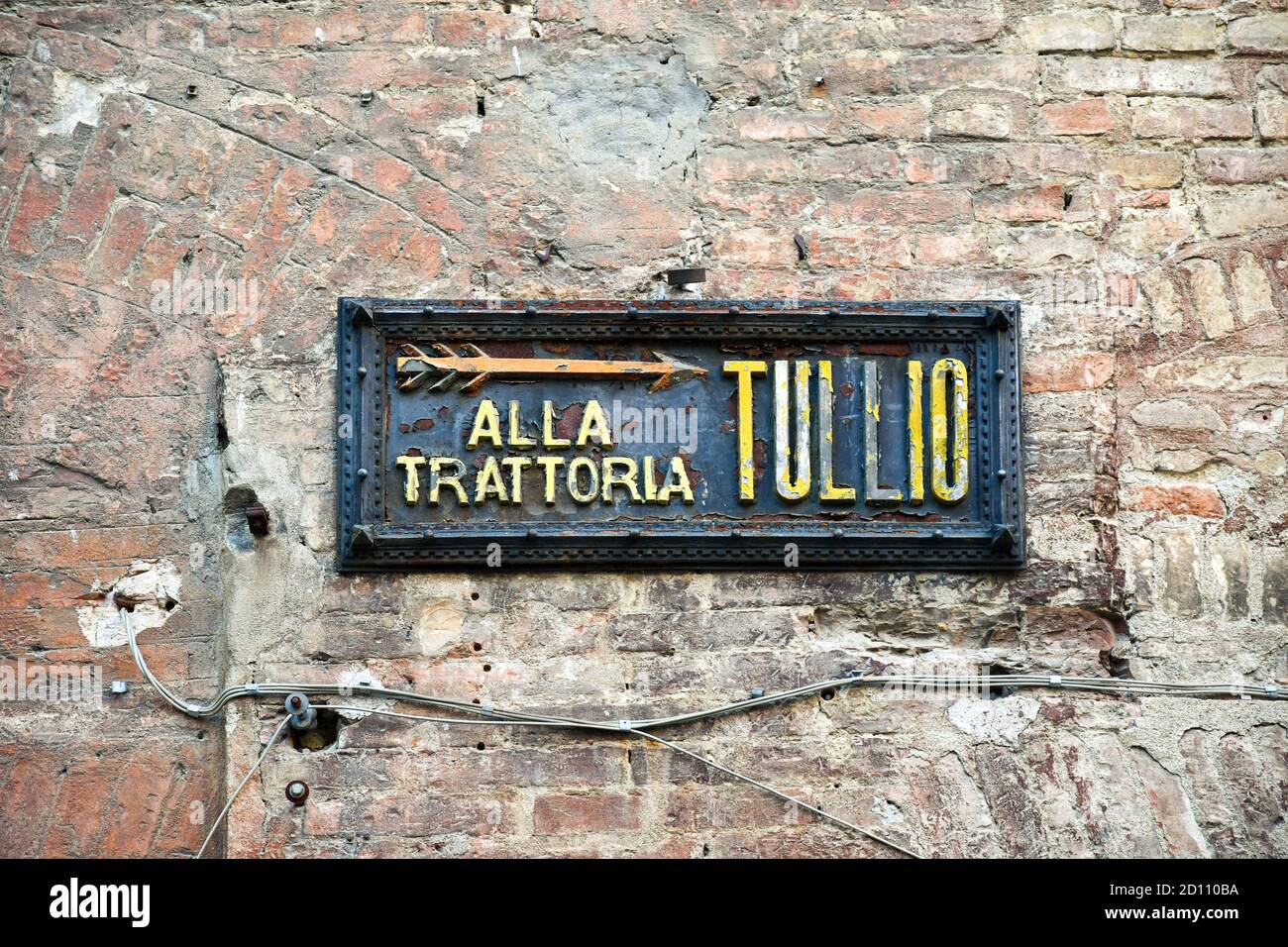 Trattoria sign hi-res stock photography and images - Alamy
