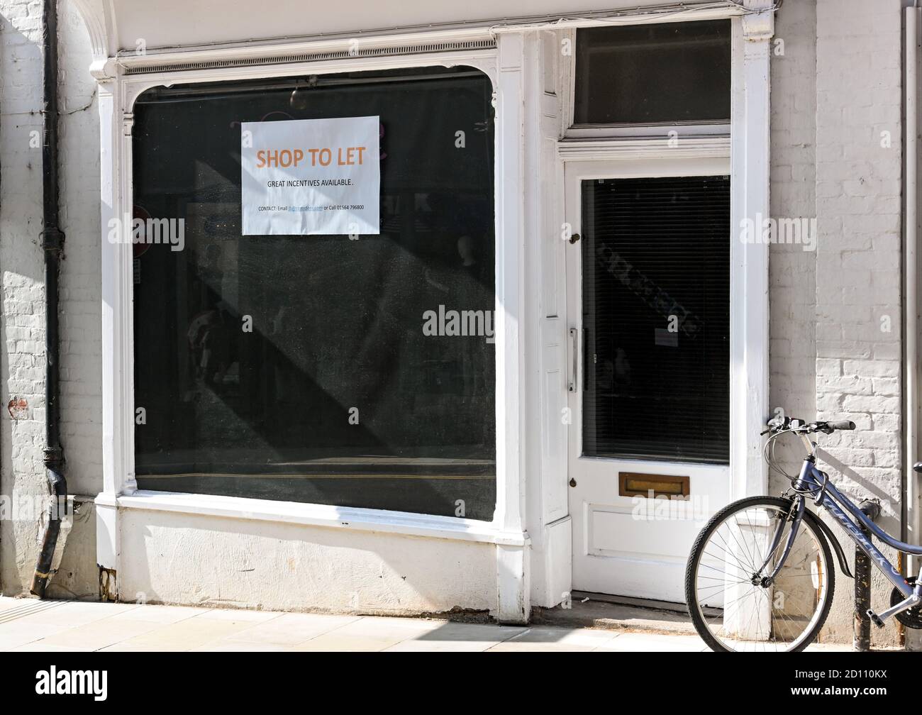 Empty high street shop unit hi-res stock photography and images - Alamy