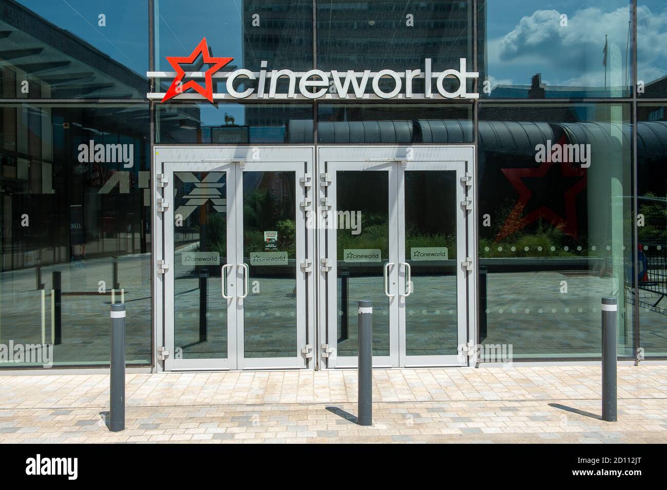 Cinema closures hi-res stock photography and images - Alamy