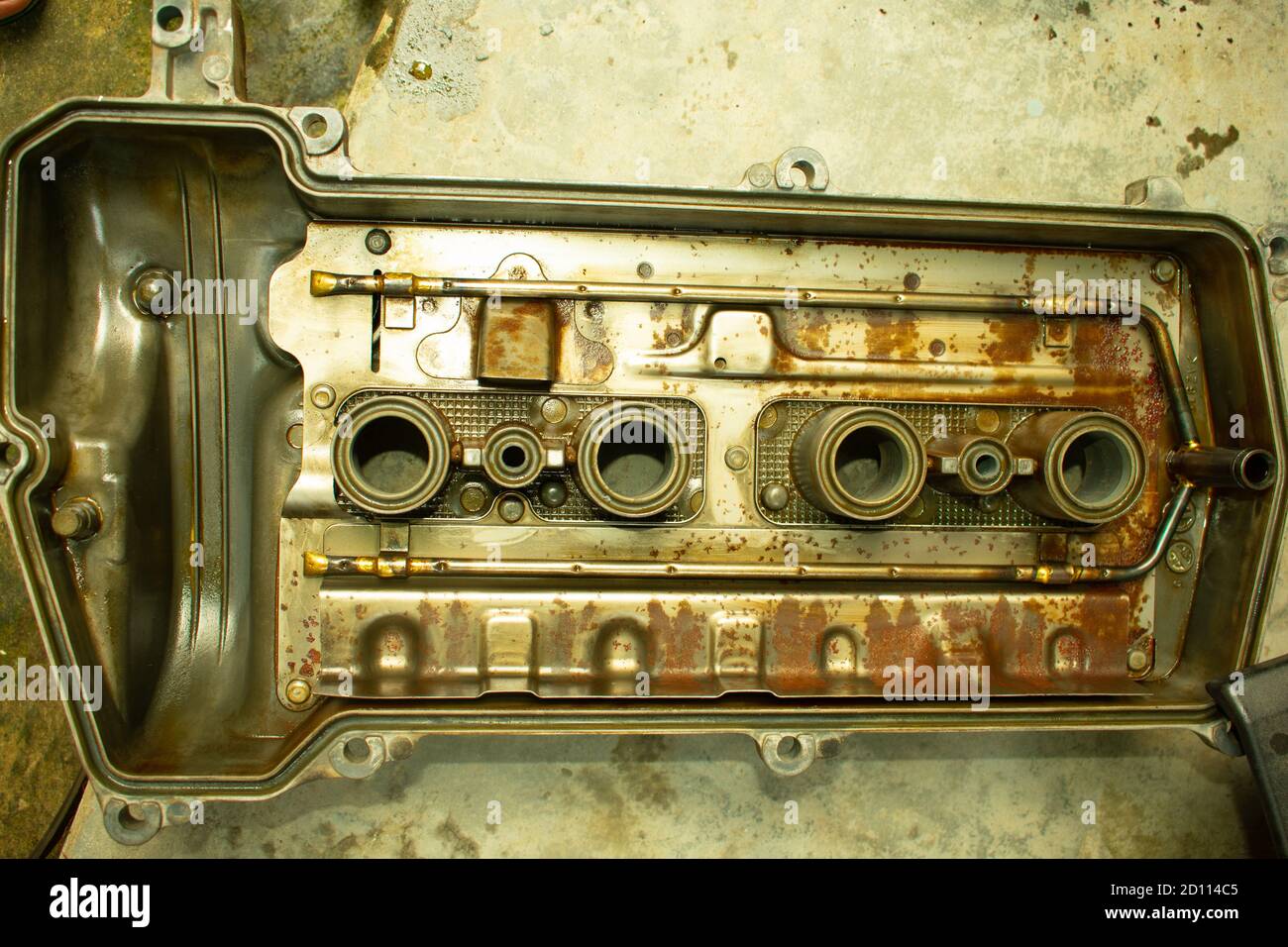 Car engine parts hi-res stock photography and images - Alamy